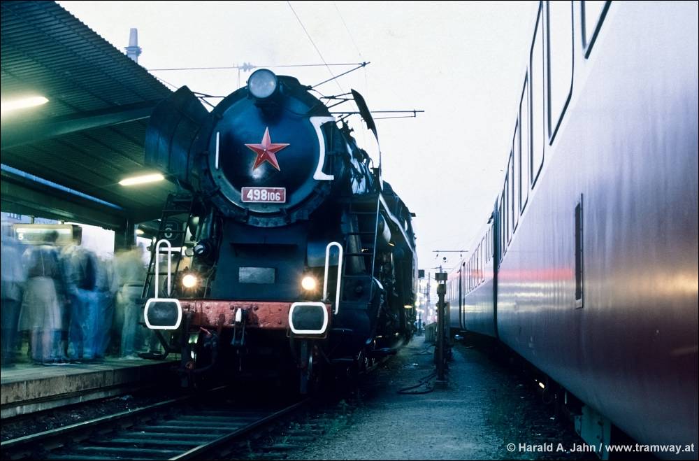 1987-10-11 CSD 498.106 09.jpg