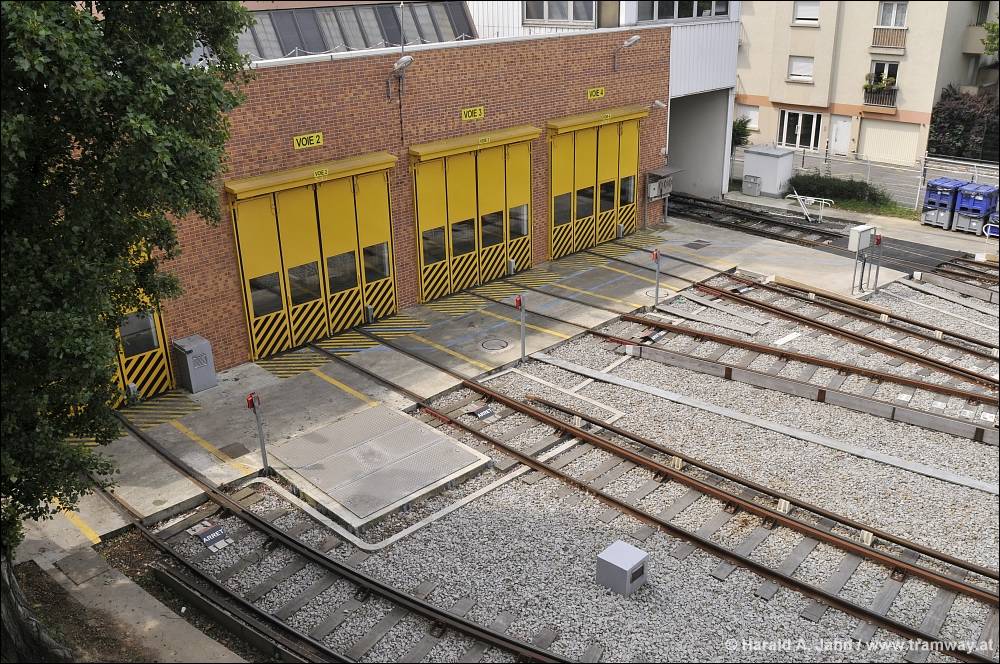 Ceinture 09 Ateliers de Charonne 2009-05-21 02.jpg